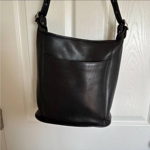 Coach | Bags | Vintage Coach 960 Black Leather Shoulder Bag Slim Duffel ...